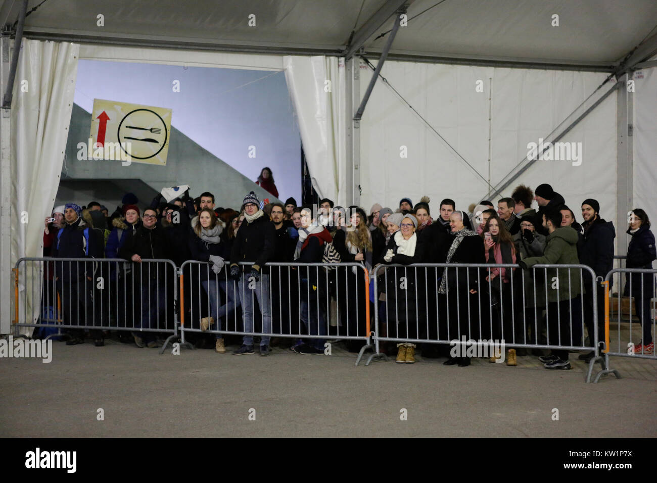 Communaute de taize hi-res stock photography and images - Alamy