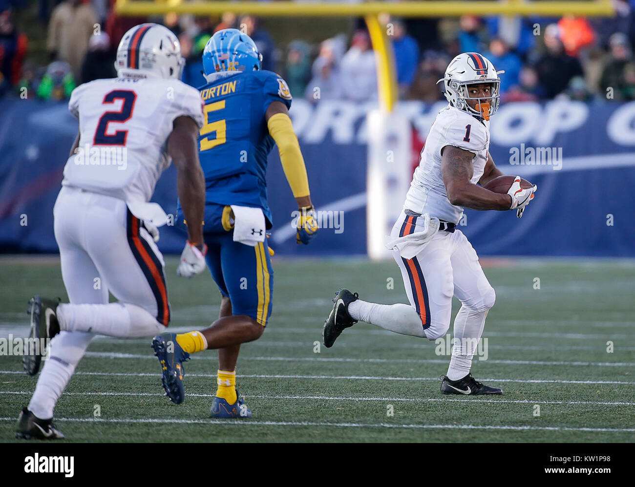 Annapolis, MD, USA. 28th Dec, 2017. University of Virginia Cavaliers TB ...