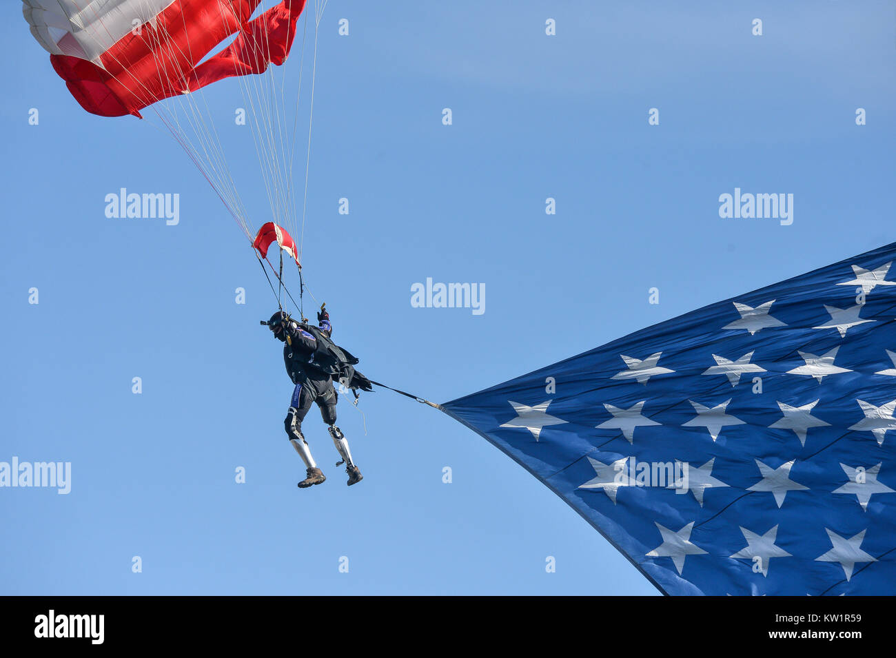 Annapolis, Maryland, USA. 28th Dec, 2017. A parachute jumper from Team ...