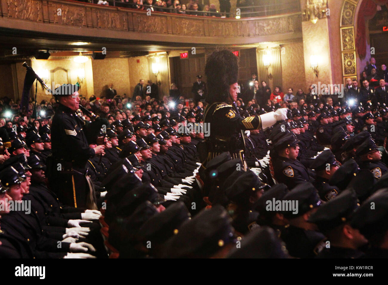 Nypd police graduation ceremony hi-res stock photography and images - Alamy