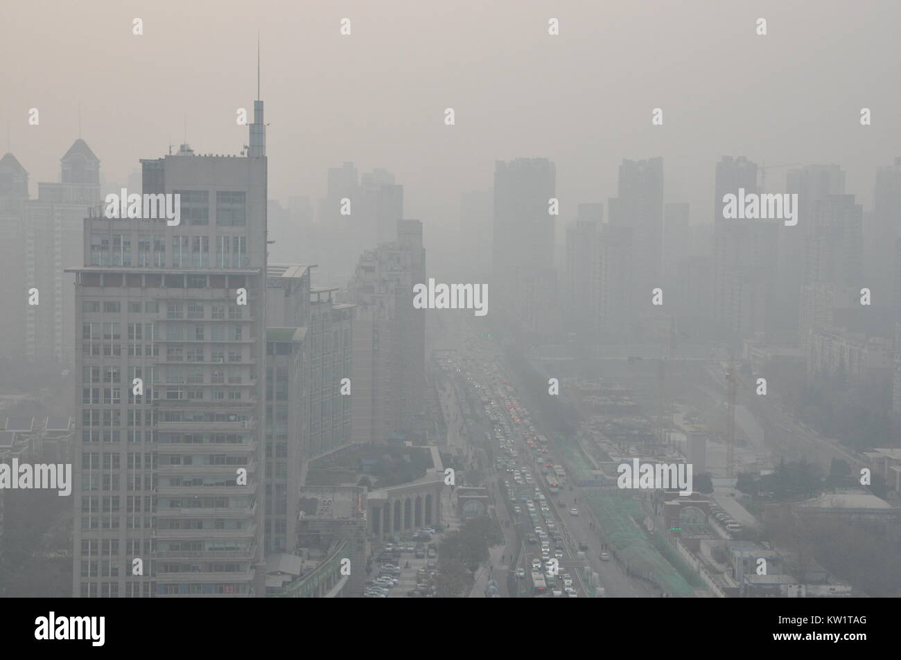 Xian, China. 28th Dec, 2017.(EDITORIAL USE ONLY. CHINA OUT) Air ...