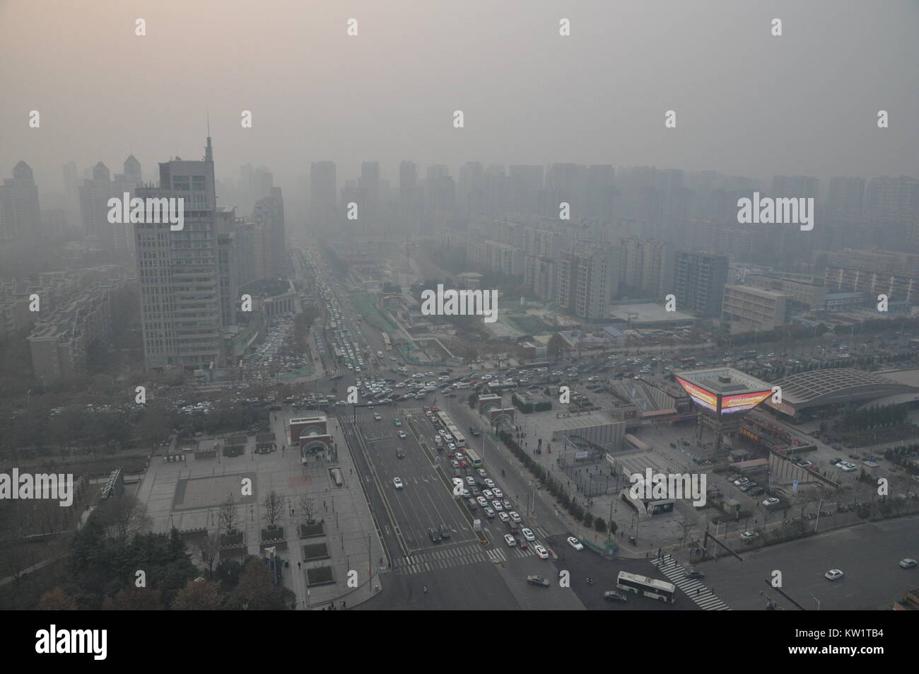 Xian, China. 28th Dec, 2017.(EDITORIAL USE ONLY. CHINA OUT) Air ...