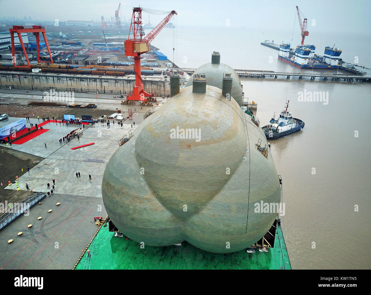 Nantong, China. 29th Dec, 2017. (EDITORIAL USE ONLY. CHINA OUT) The ...