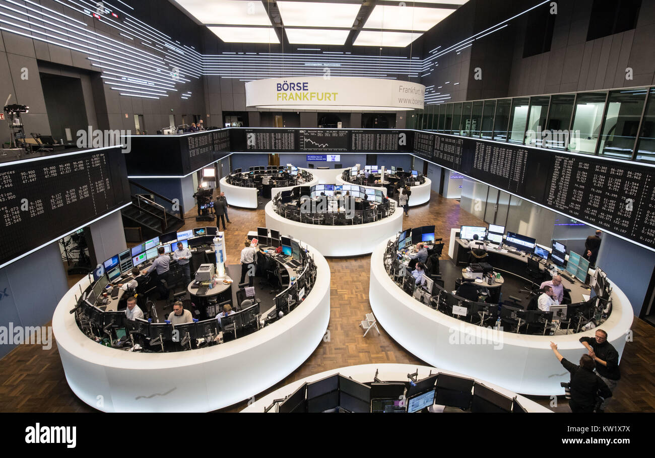 Frankfurt am Main, Germany. 29th Dec, 2017. The trading hall of the ...