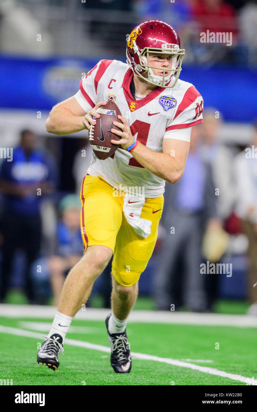 Arlington, Texas, USA. 29th Dec, 2017. USC Trojans quarterback Sam ...