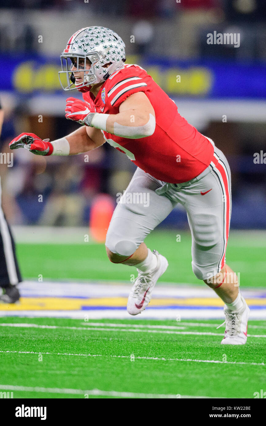 Arlington, Texas, USA. 29th Dec, 2017. Ohio State Buckeyes defensive ...