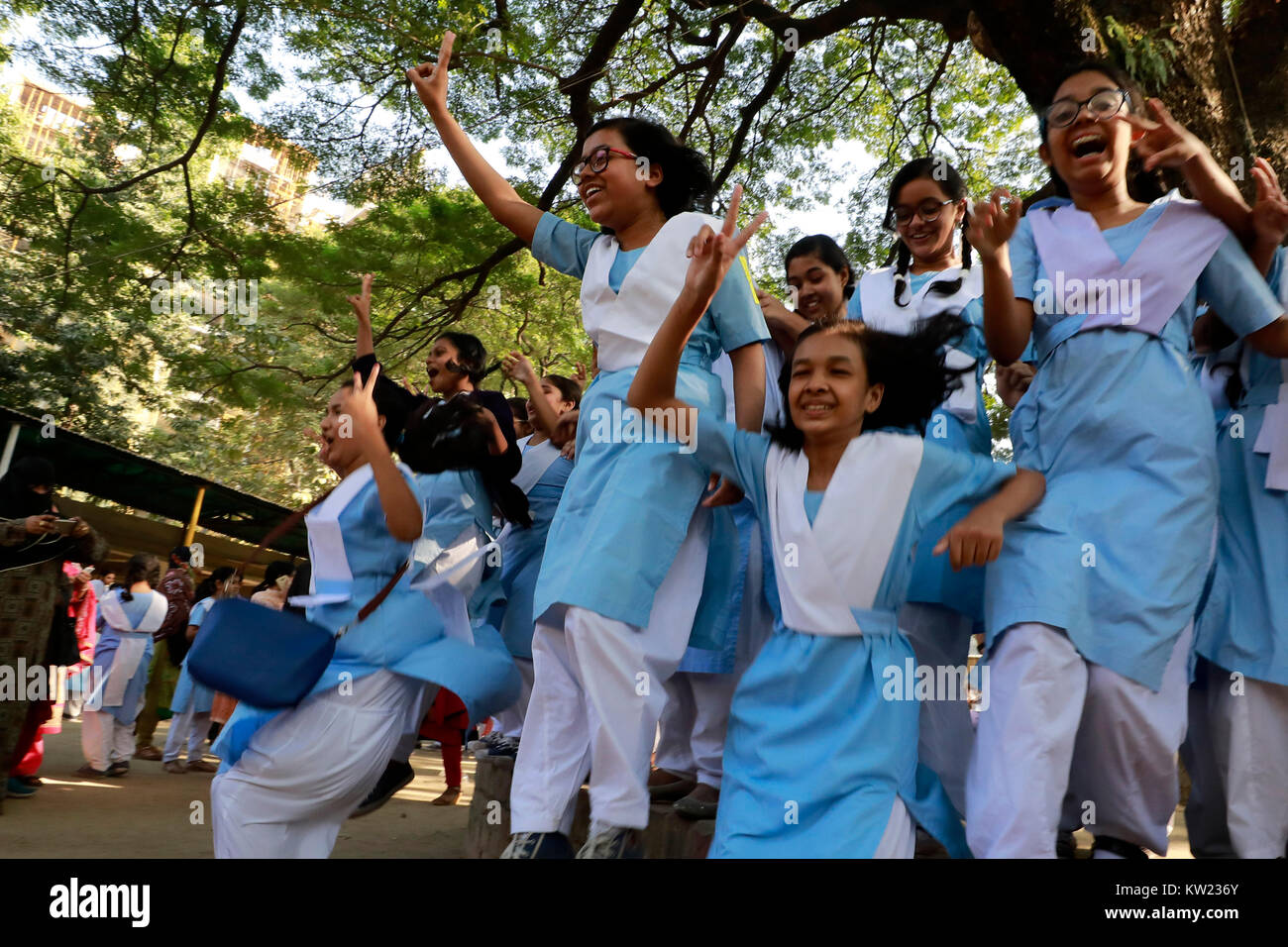 Dhaka, Bangladesh. 30th December, 2017. Jubilant students of ...