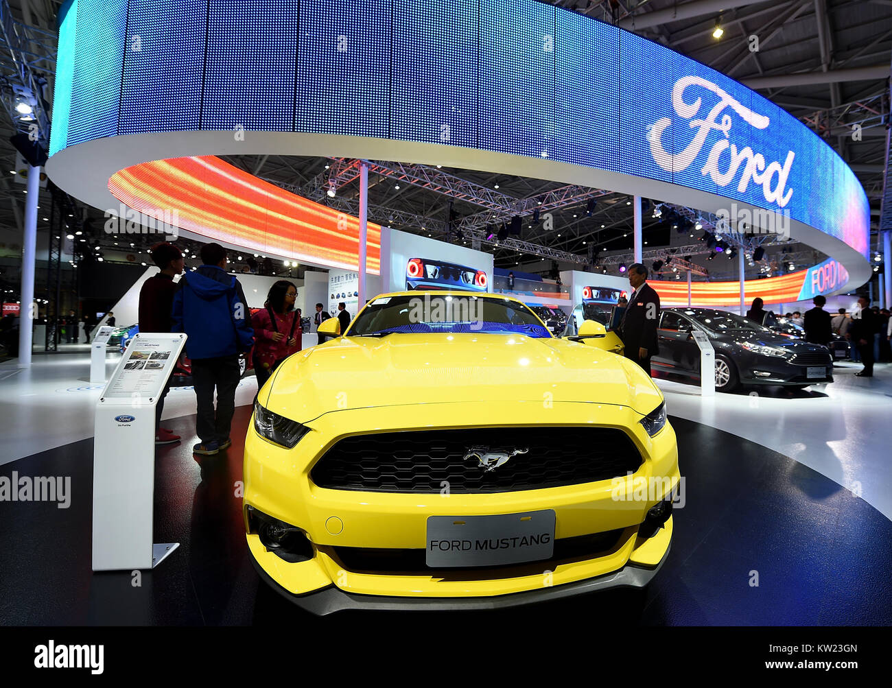 Automakers hi-res stock photography and images - Alamy