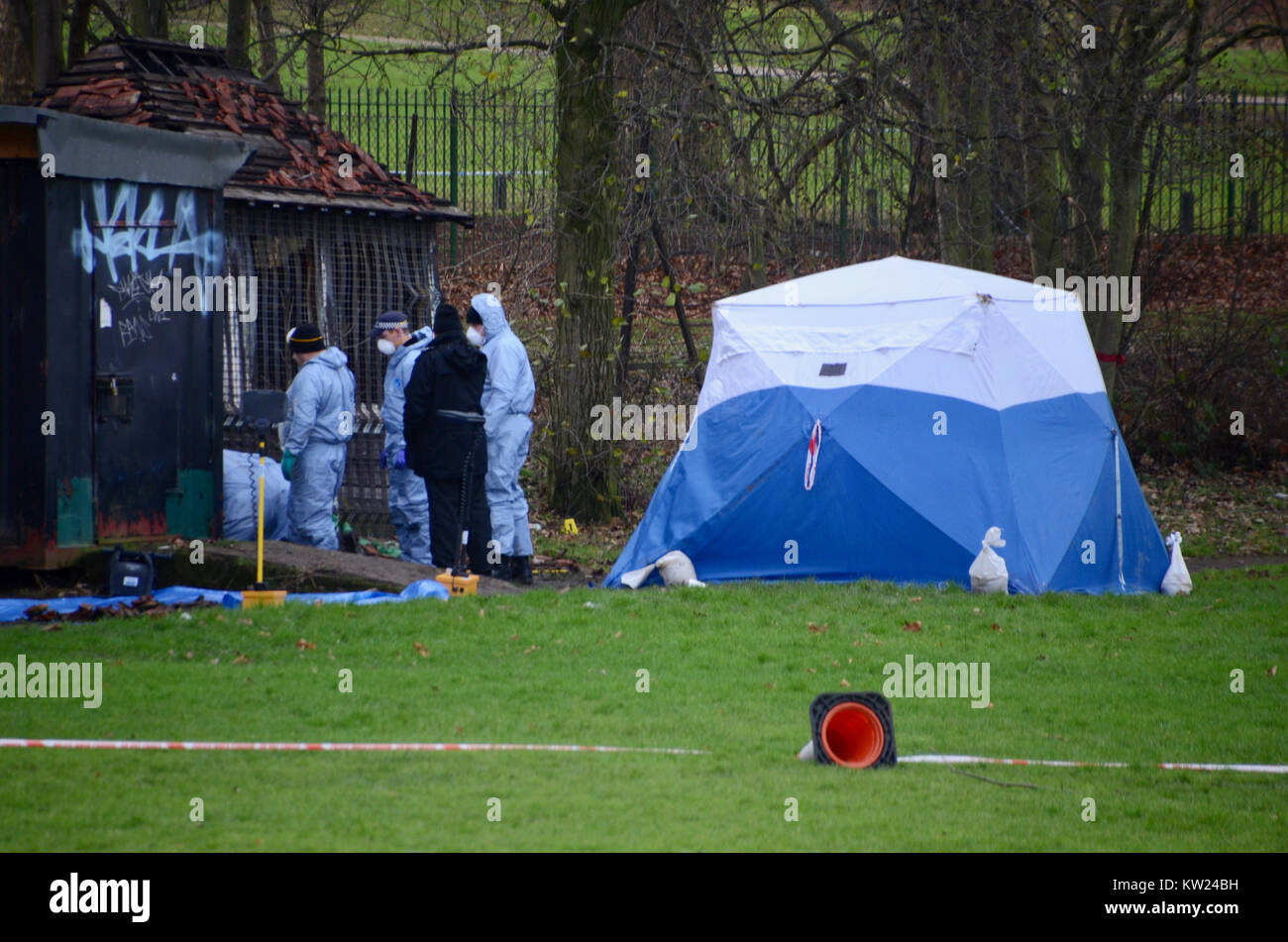North london park finsbury park murder hi-res stock photography and ...