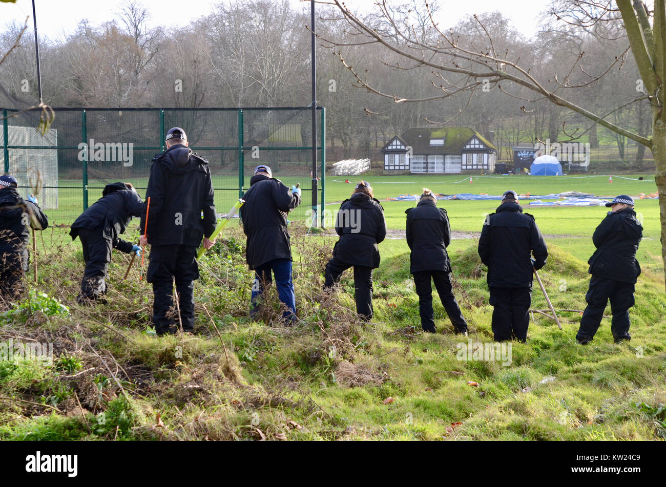 Forensic officers scene in hi-res stock photography and images - Alamy