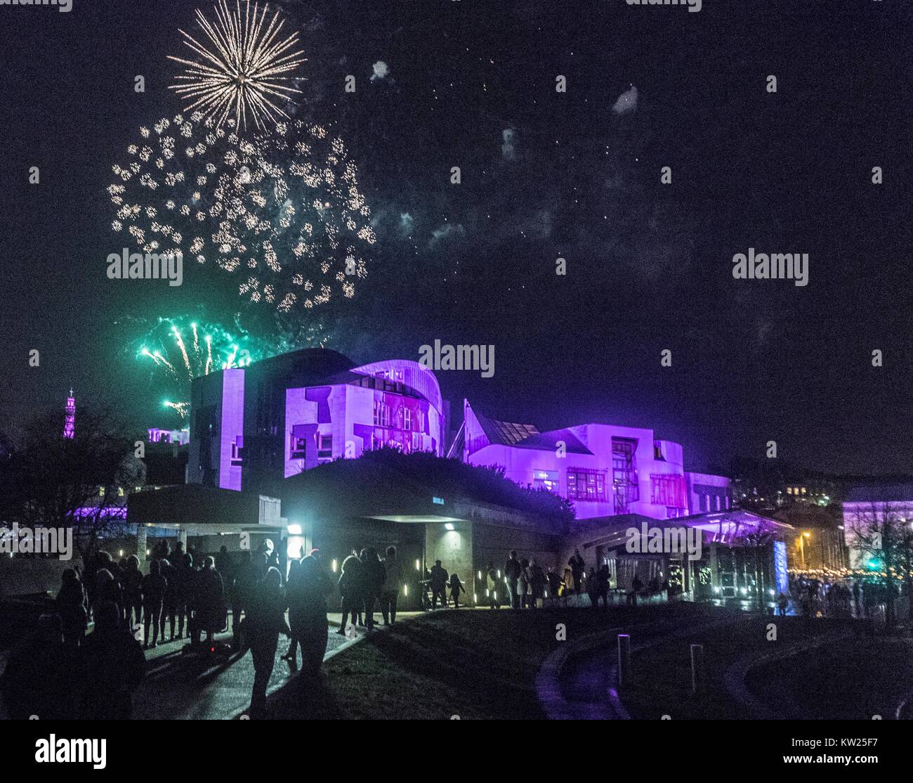 Edinburgh parade torchlight hi-res stock photography and images - Alamy