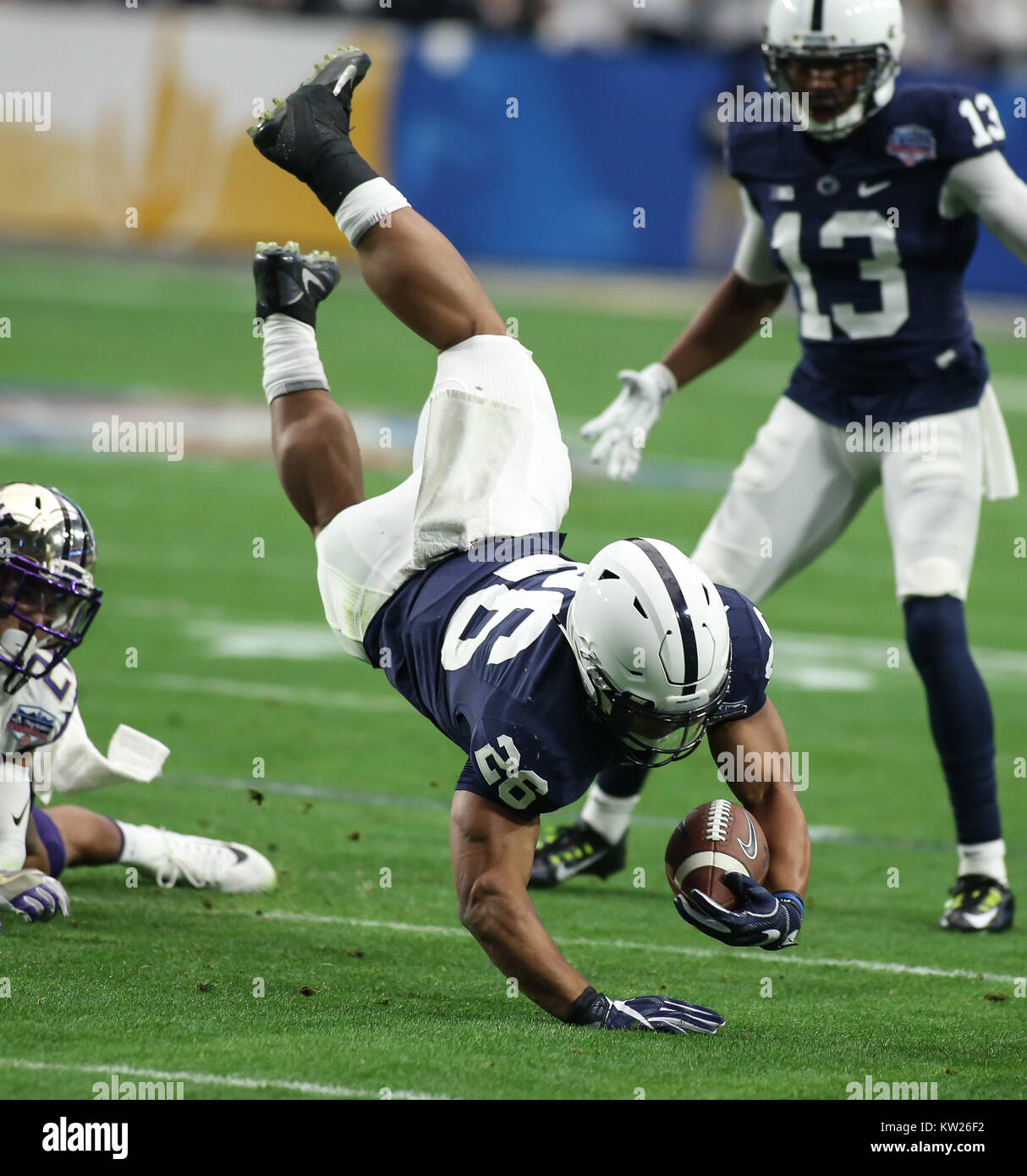 Glendale, AZ, USA. 30th Dec, 2017. NCAA Football 2017 Fiesta Bowl ...
