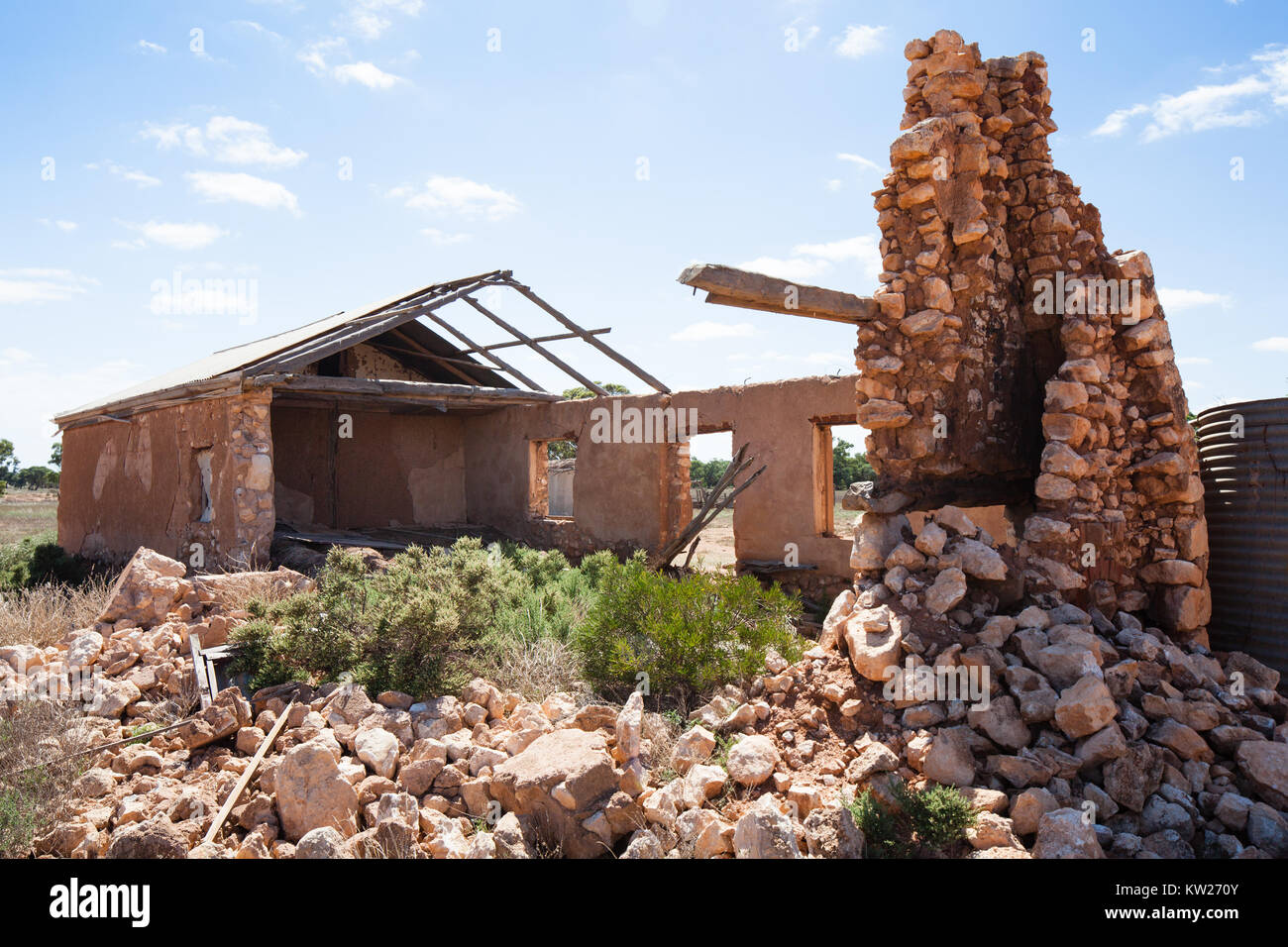 Australian homestead ruins hi-res stock photography and images - Alamy