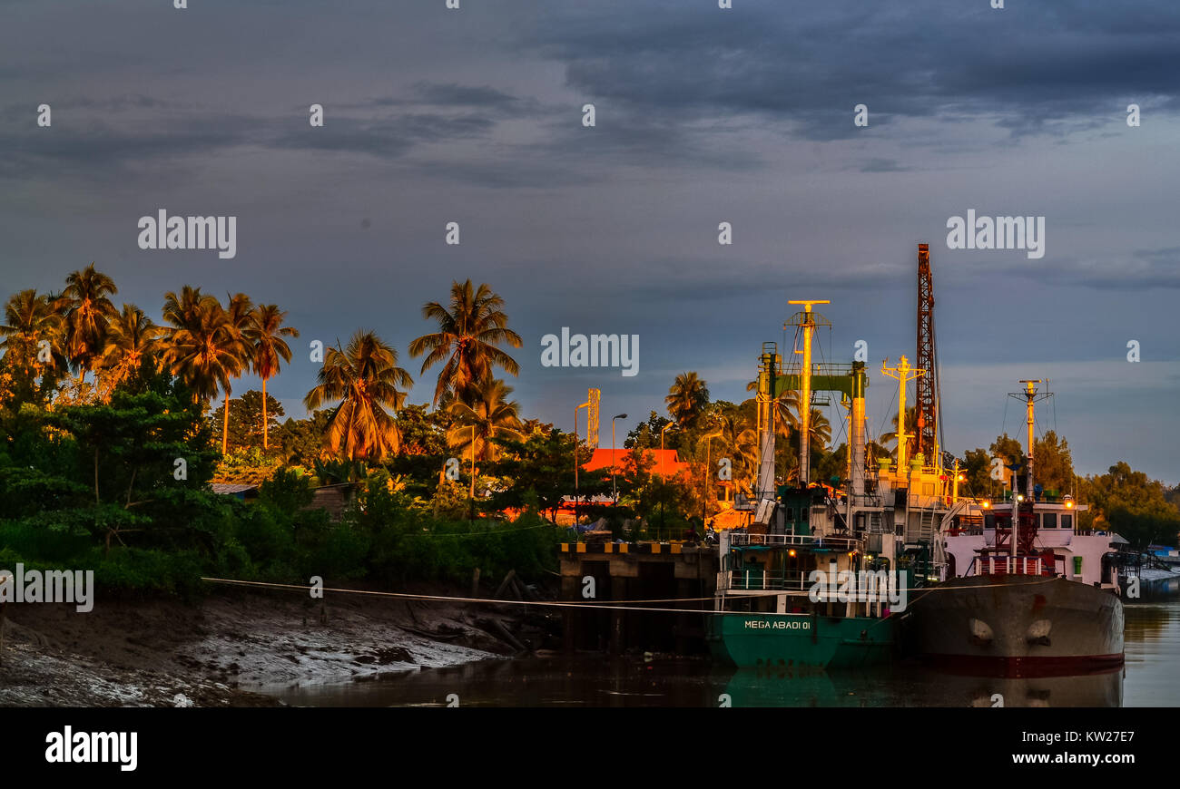 Alamythebest hi-res stock photography and images - Alamy