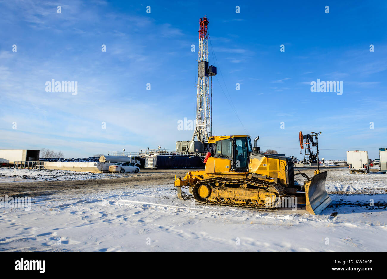 Heavy oil production hi-res stock photography and images - Alamy