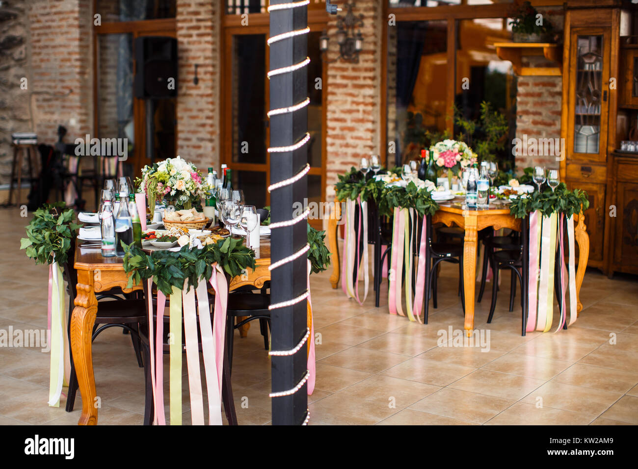 Ribbons celebration party drink hi-res stock photography and images - Alamy