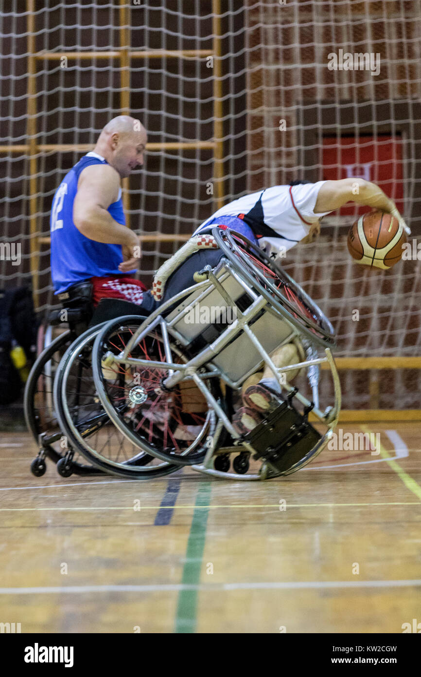 Disabled basketball player hi-res stock photography and images - Alamy