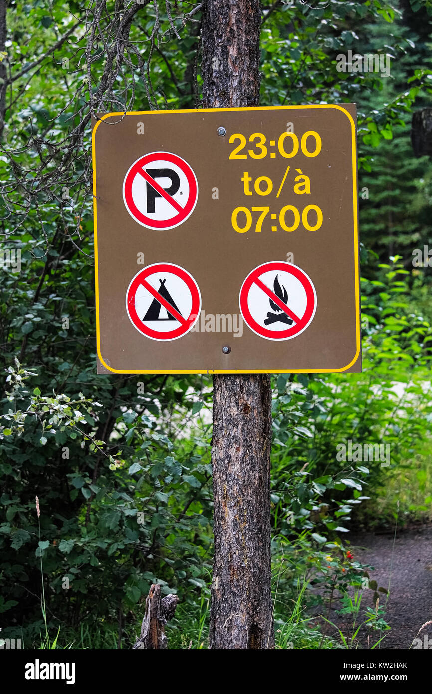 No parking, camping or fires during the night time sign Stock Photo - Alamy