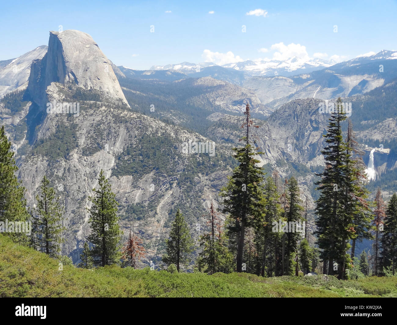 Yosemite dome cascade hi-res stock photography and images - Alamy
