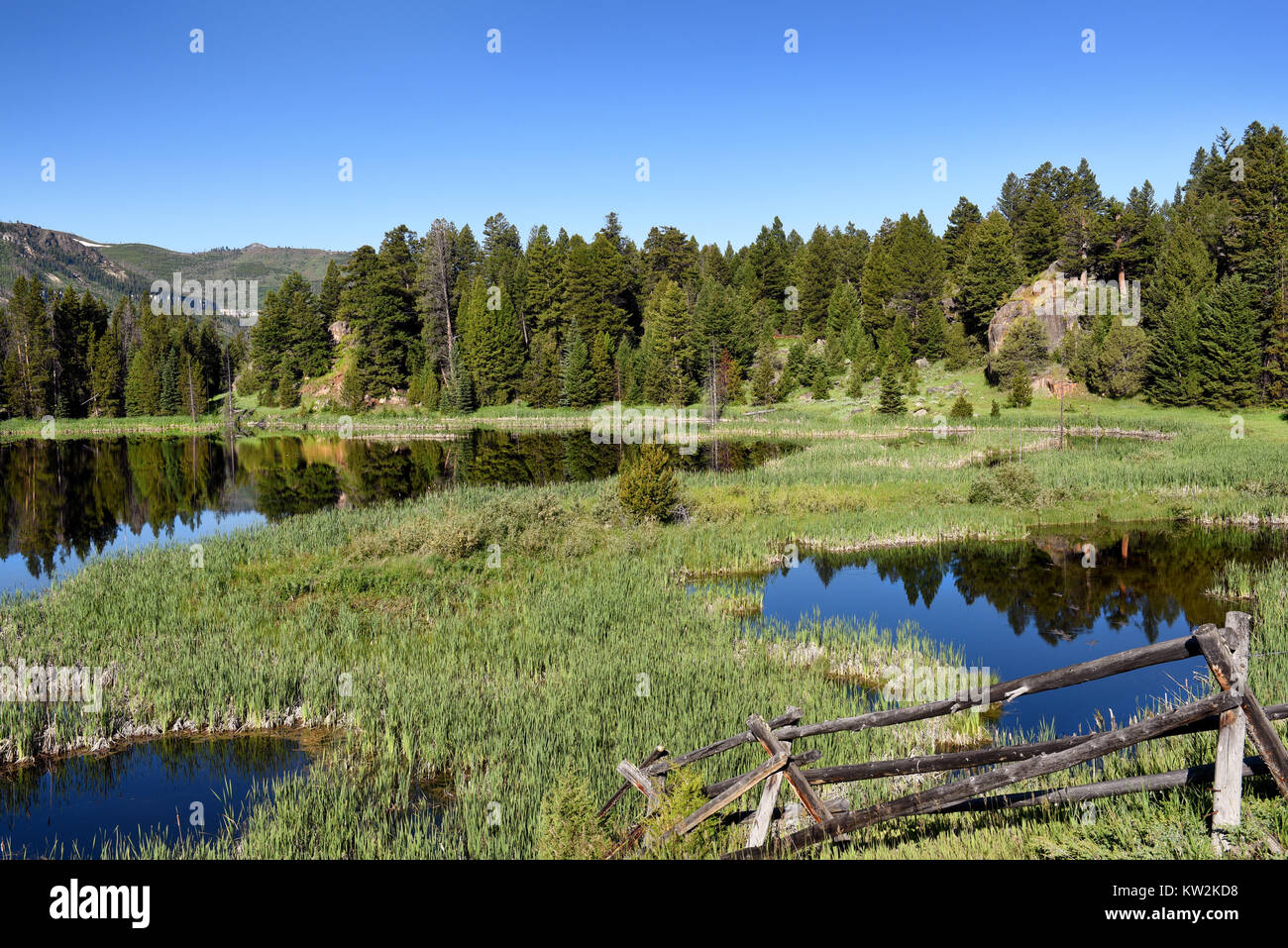 Beartooth scenic byway hi-res stock photography and images - Alamy
