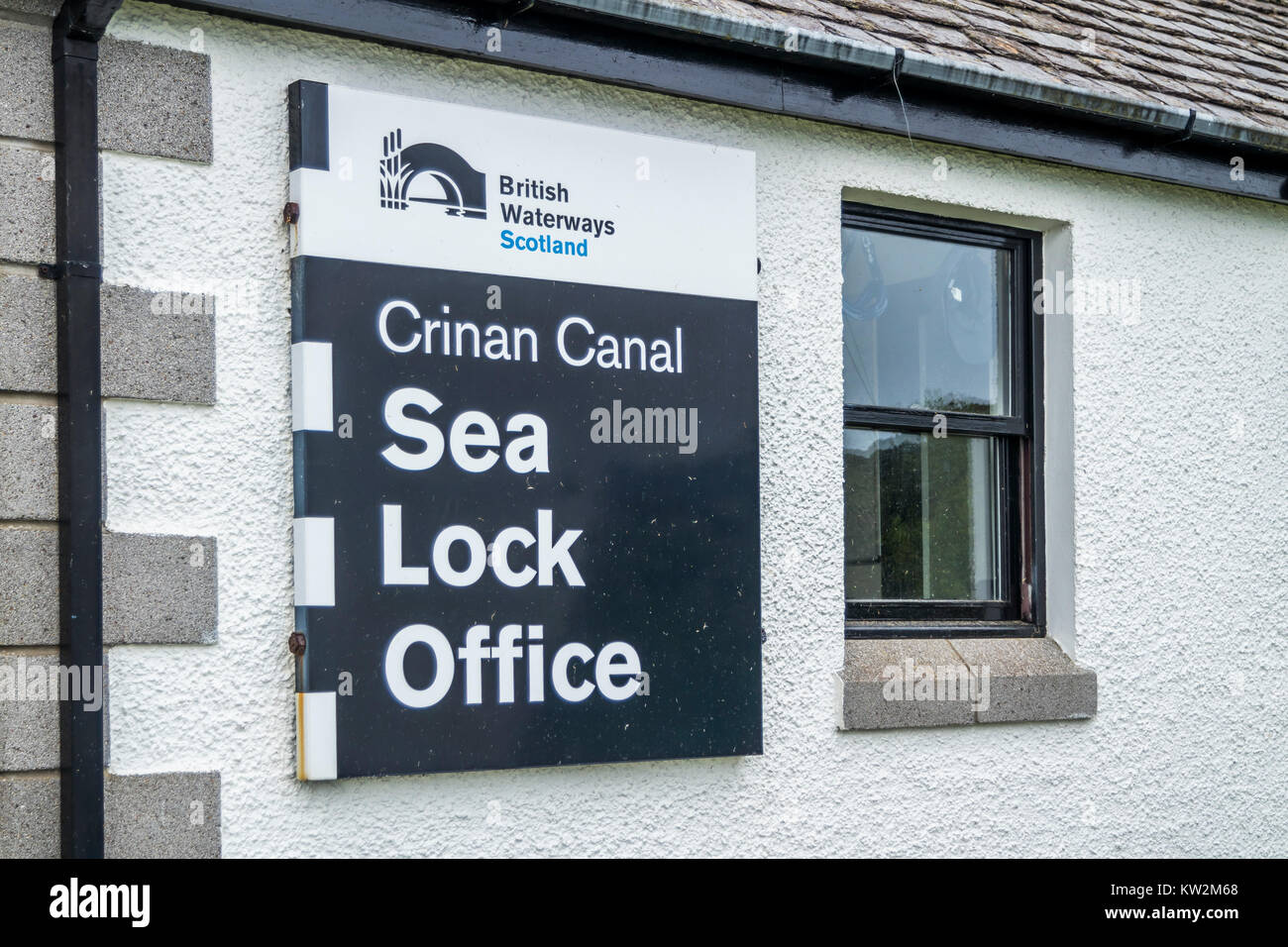CRINAN / SCOTLAND - MAY 24 2017: Sea lock Office welcoming boats and ...