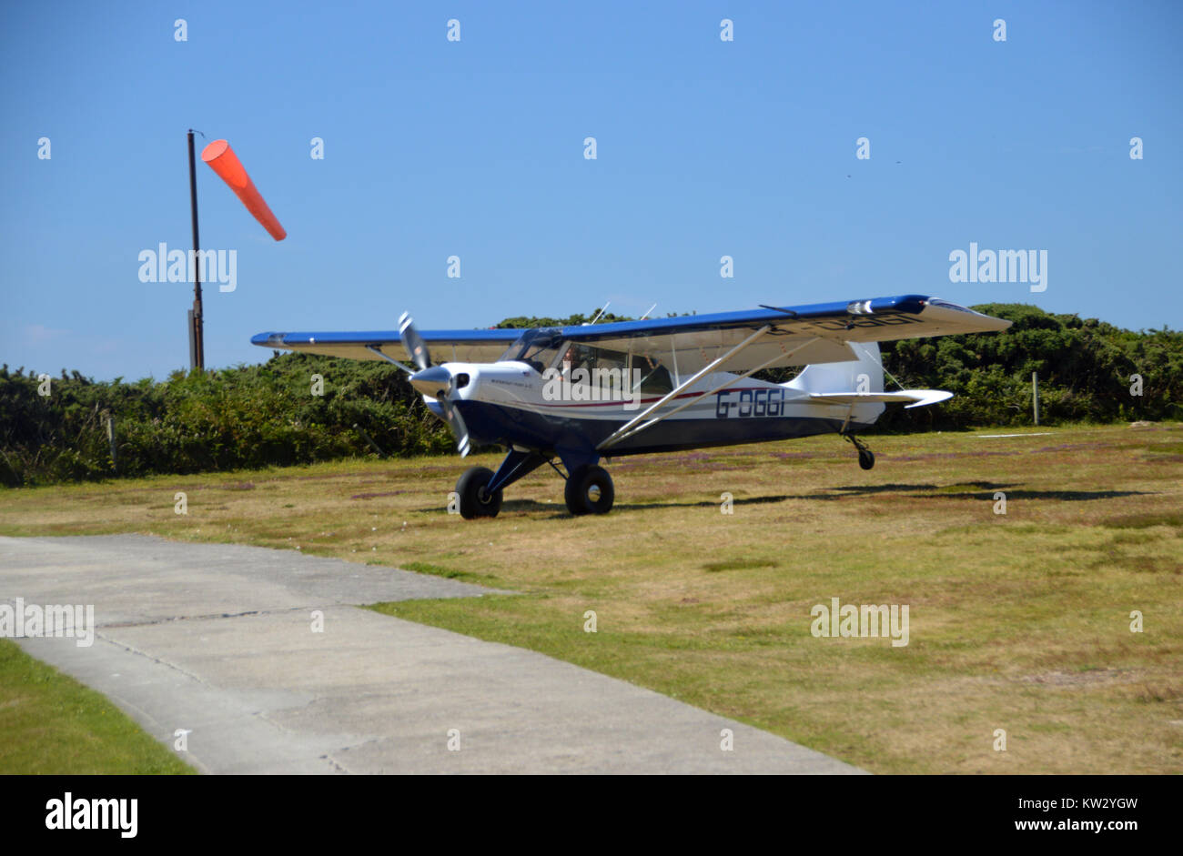 Taildragger hi-res stock photography and images - Alamy
