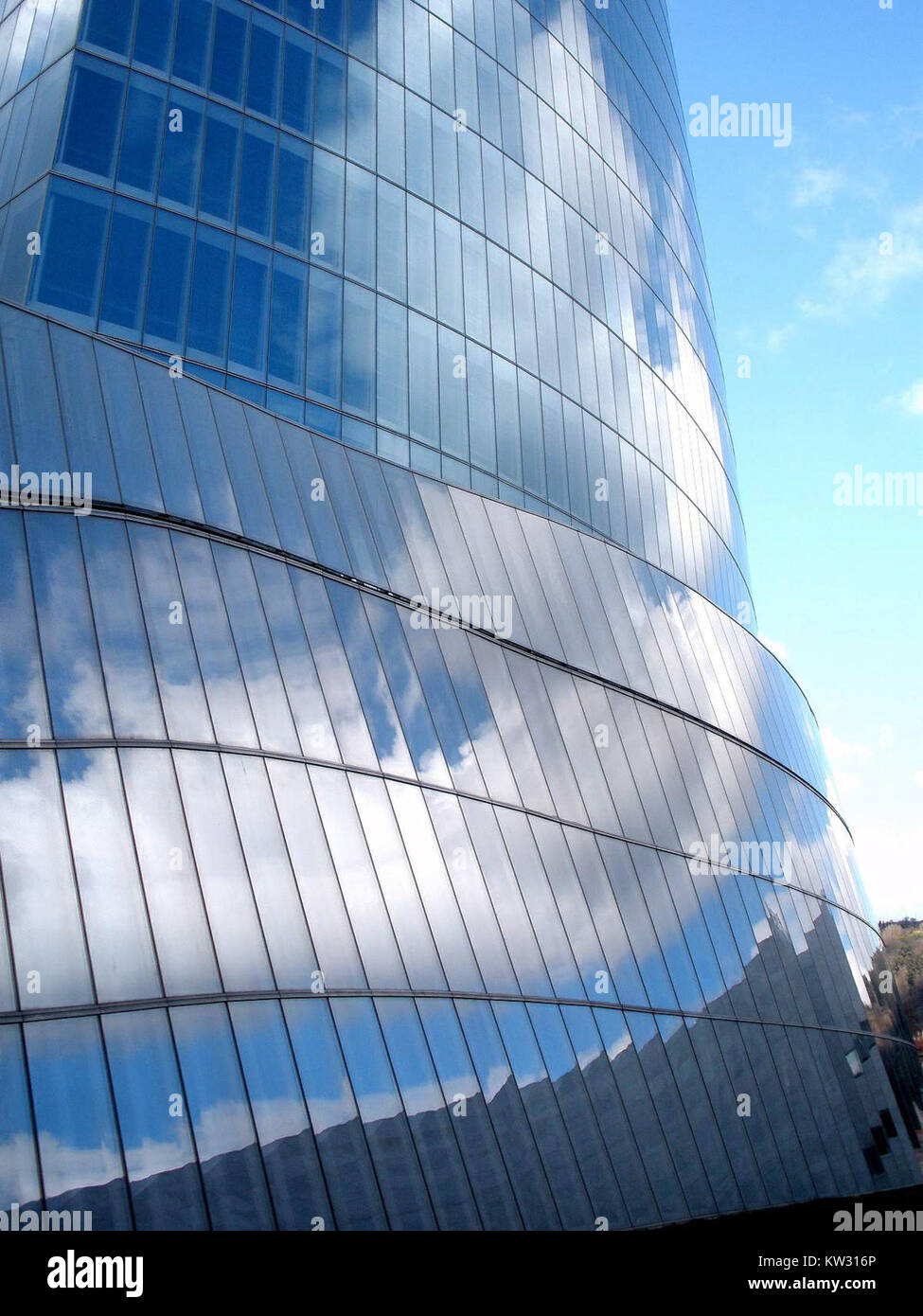 Torre Iberdrola is a modern skyscraper located in Bilbao, Spain. It ...