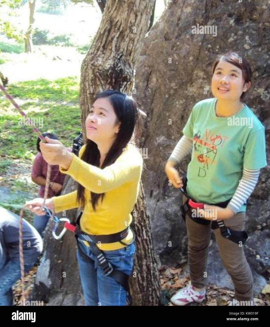 Boomerangbelay is a rock climbing technique used in belaying, where the rope is passed over a ...