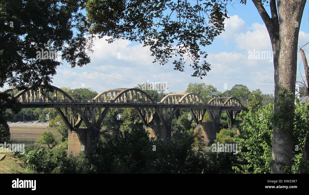 The Bibb Graves Memorial Bridge in Alabama, USA, is an important ...