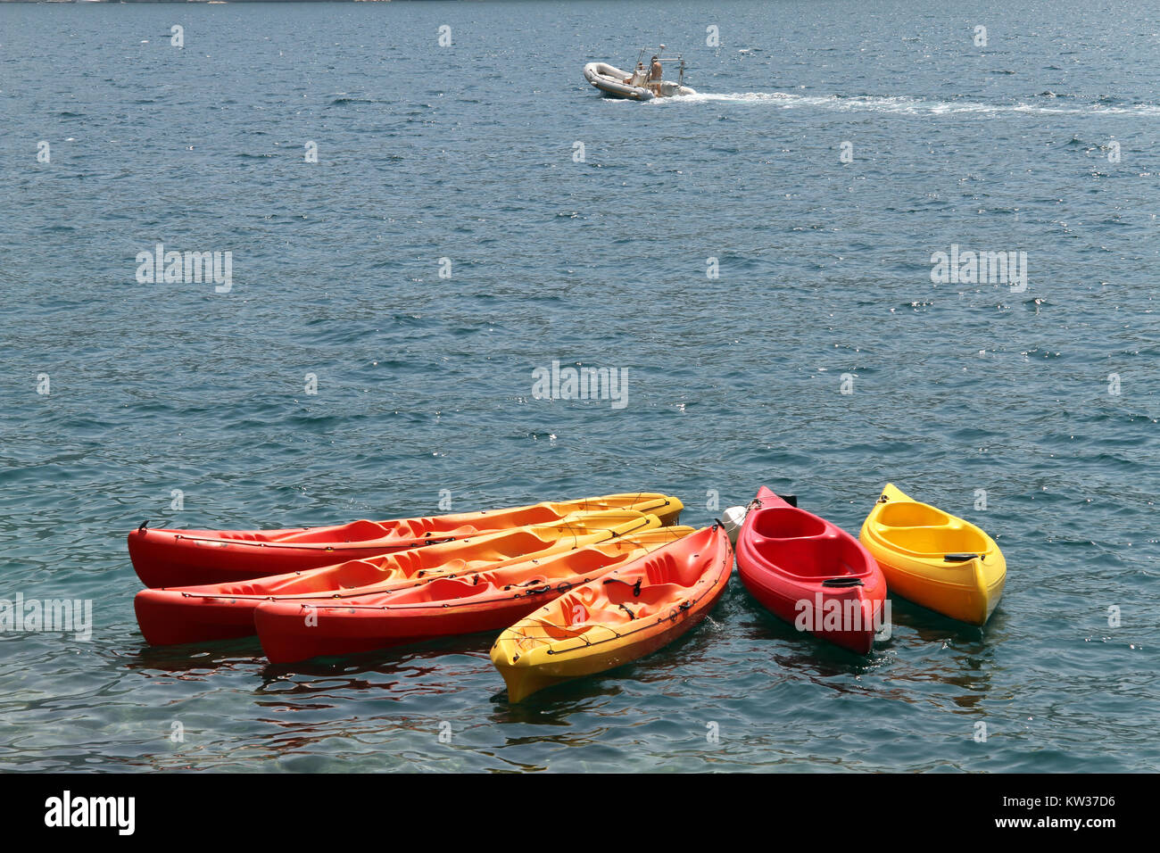 Plastic kayaks hi-res stock photography and images - Alamy