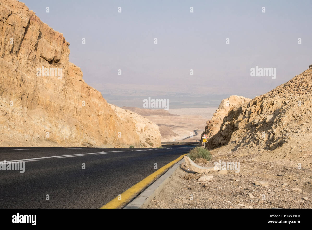 Highway 25 - mountain highway section leading to the Arava Desert ...