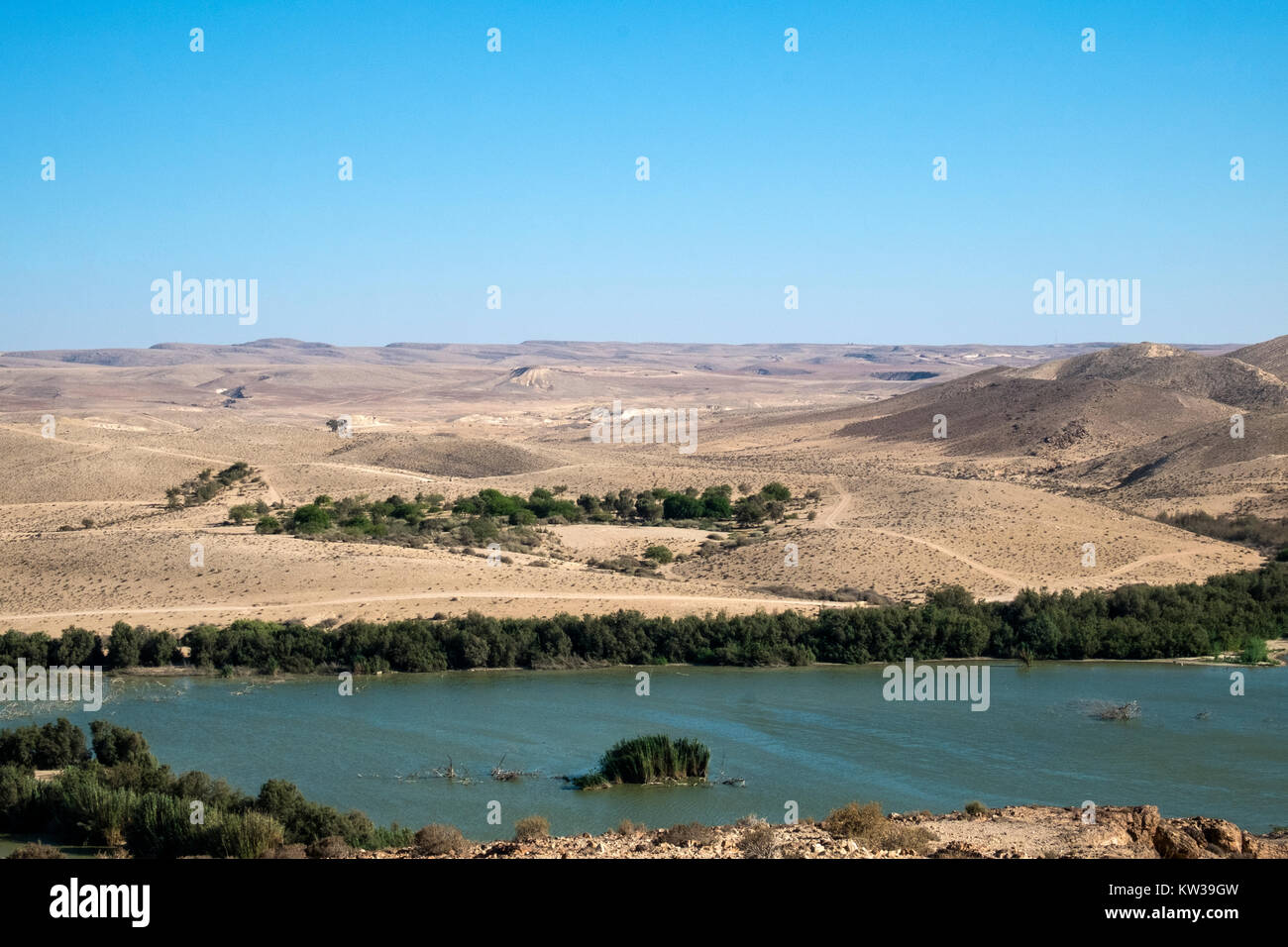 Yeruham crater hi-res stock photography and images - Alamy