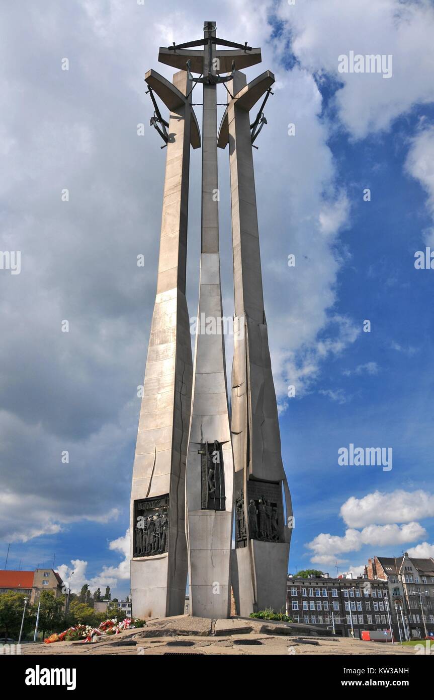 Gdansk shipyard monuments hi-res stock photography and images - Alamy