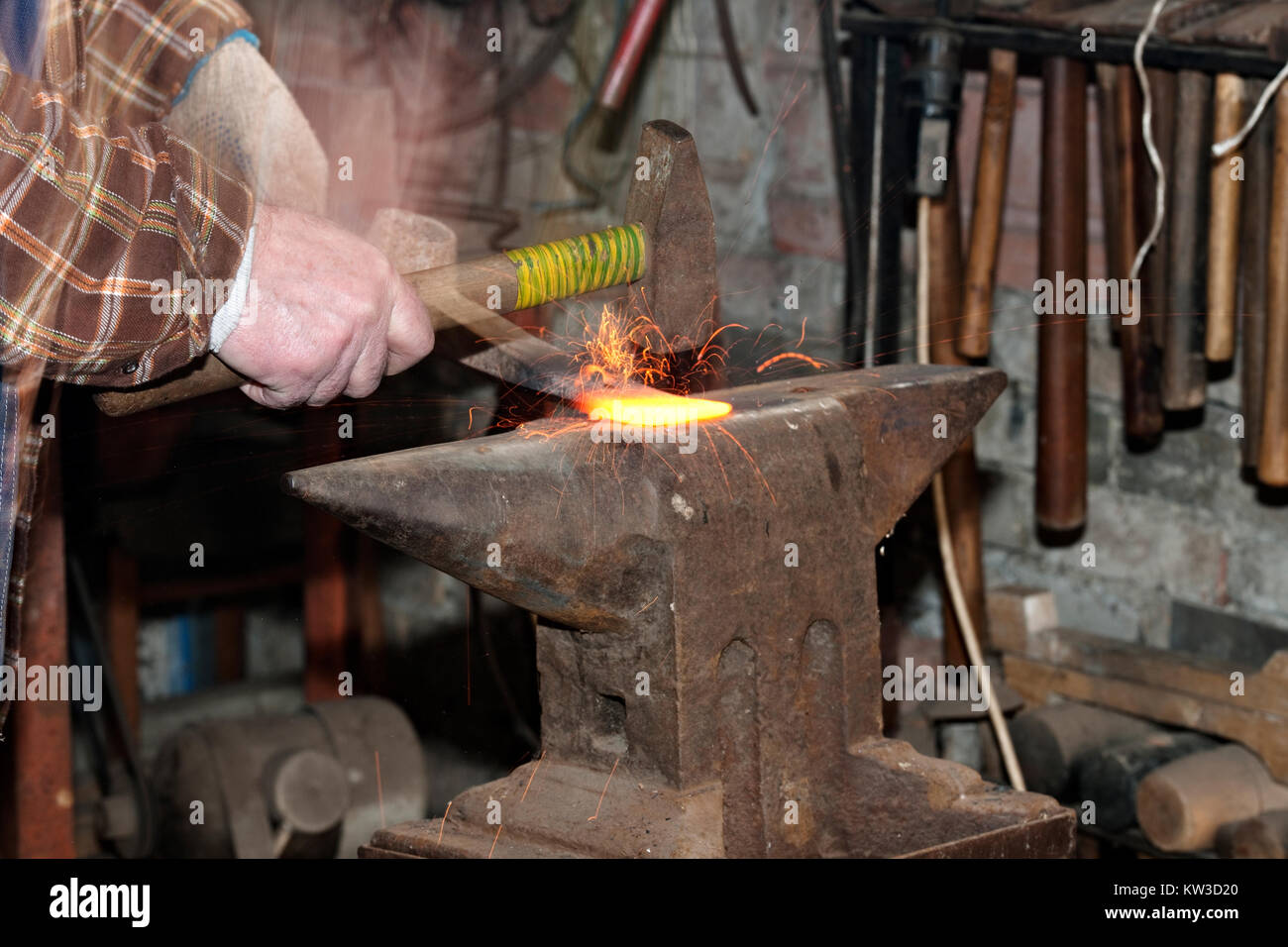 Ironsmith work hi-res stock photography and images - Alamy