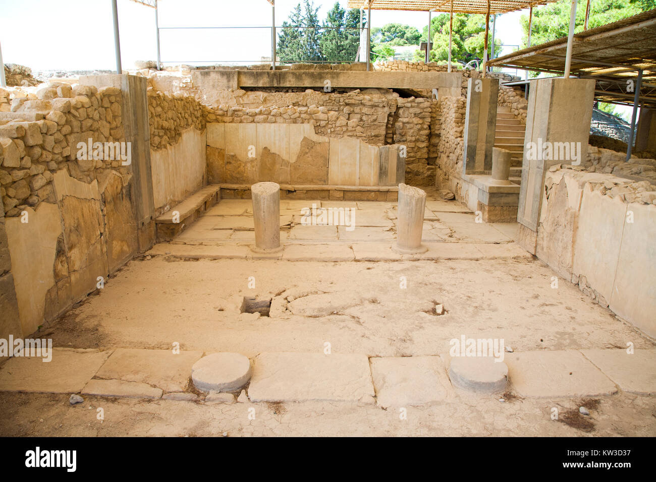 The queen megaron, royal apartments, Festos, archeological area, Crete ...
