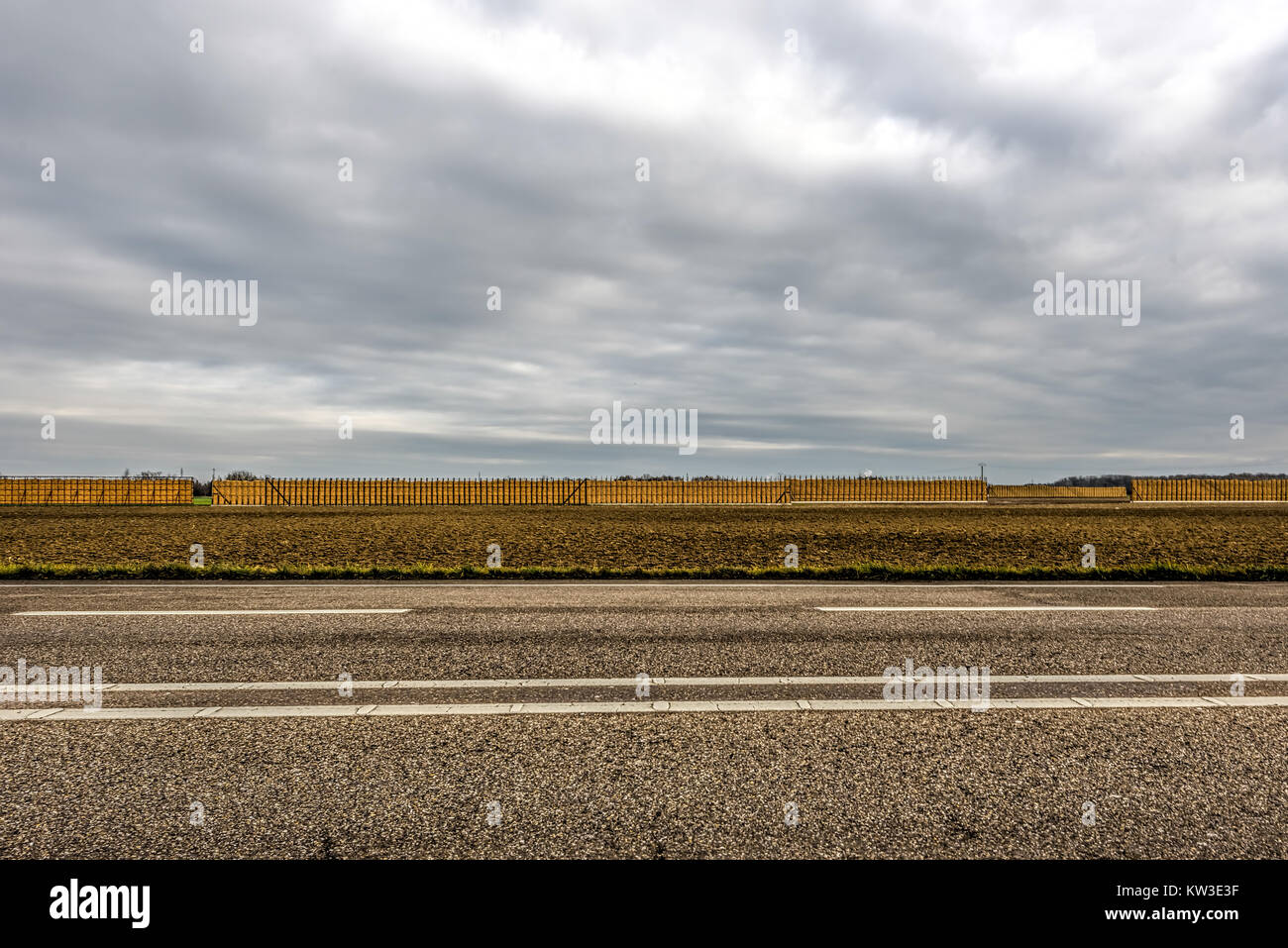 Hay piles hi-res stock photography and images - Alamy