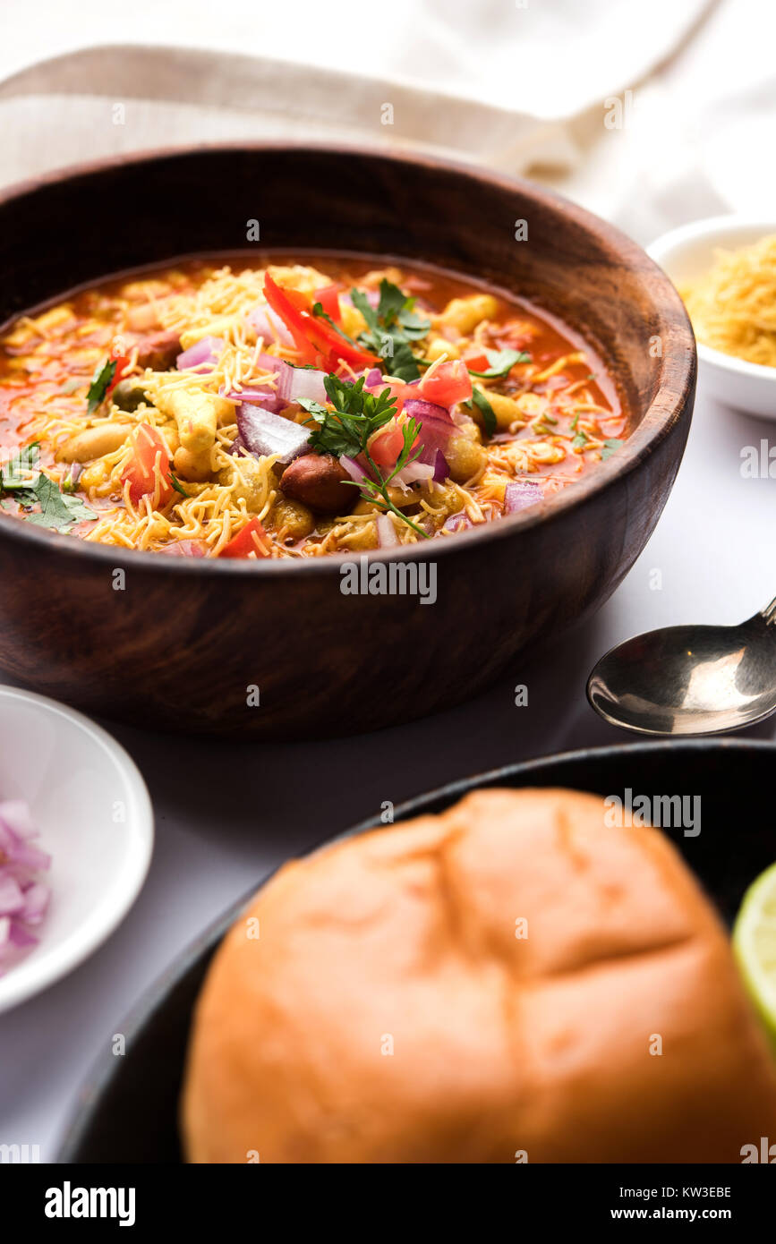 Misal Pav or misalpav, Misal Pav with Farsan. Traditional Indian spicy ...