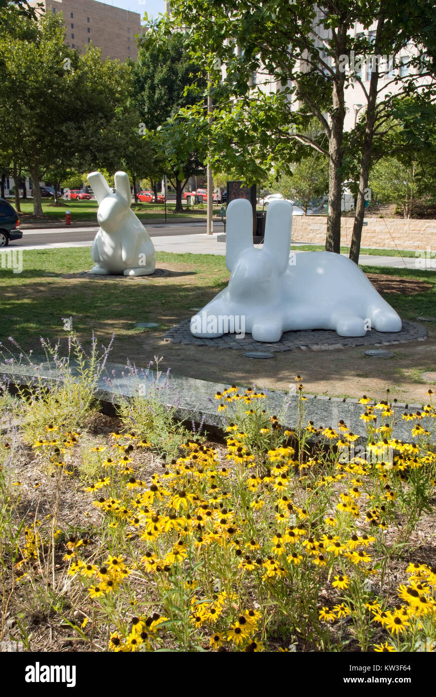 Artist tom classen hi-res stock photography and images - Alamy