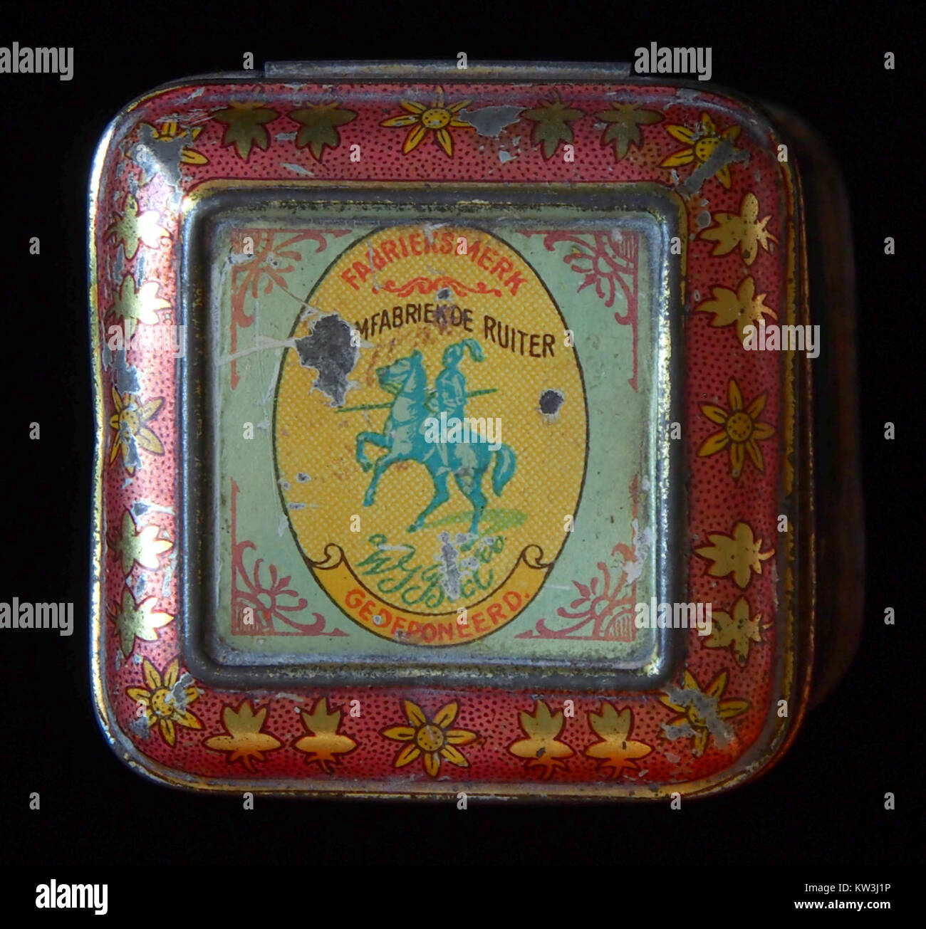 Image of a 125-gram tin can of Boon's Cacao, a product known for its ...
