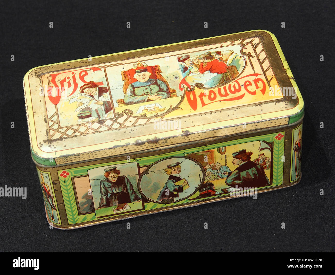 This image depicts a cigar packaging design from around 1915. The ...