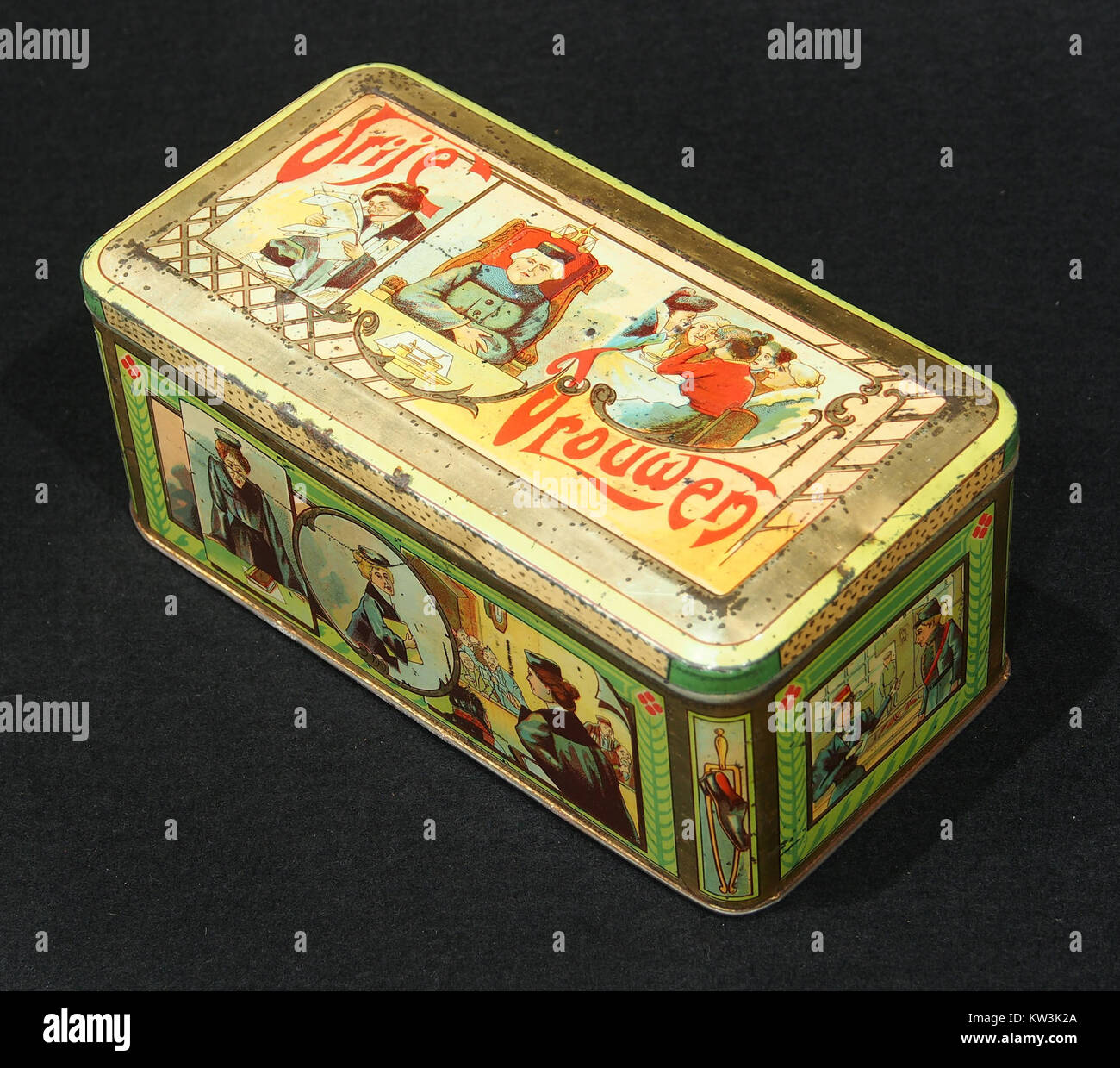 This early 20th-century metal cigar packaging from around 1915 was ...