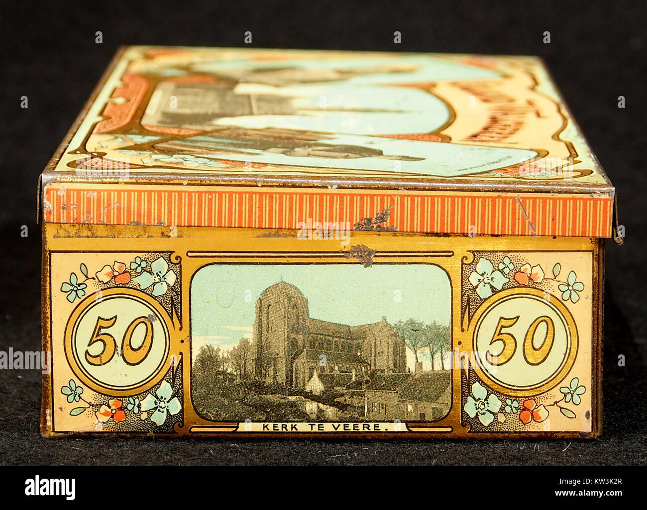 This image shows a circa 1910 blikverpakking (tinned packaging) for 50 ...