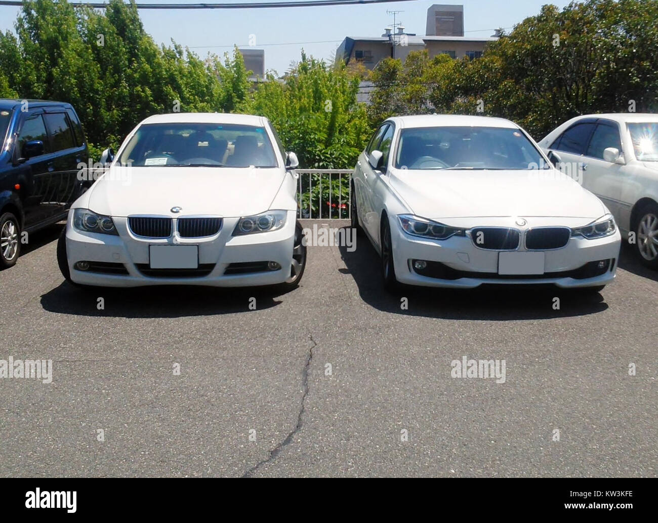Bmw 320i hi-res stock photography and images - Alamy