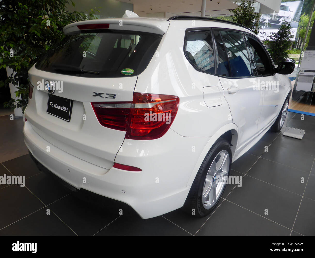 Build engine drive hi-res stock photography and images - Alamy