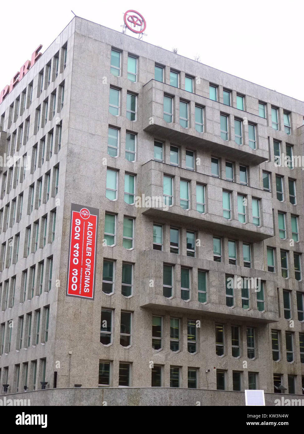 Edificio mapfre hi-res stock photography and images - Alamy