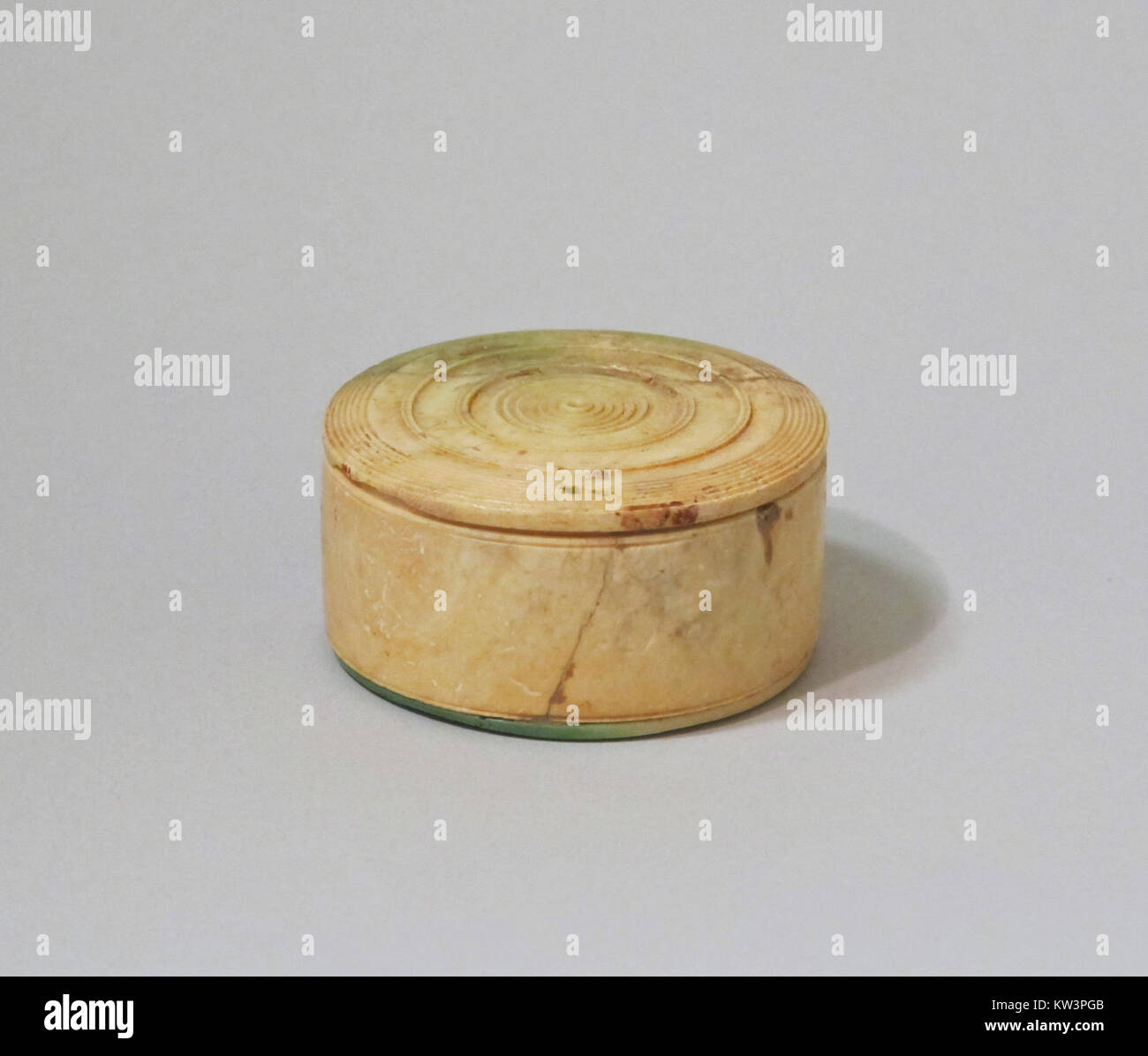 Pyxis Lid High Resolution Stock Photography and Images - Alamy