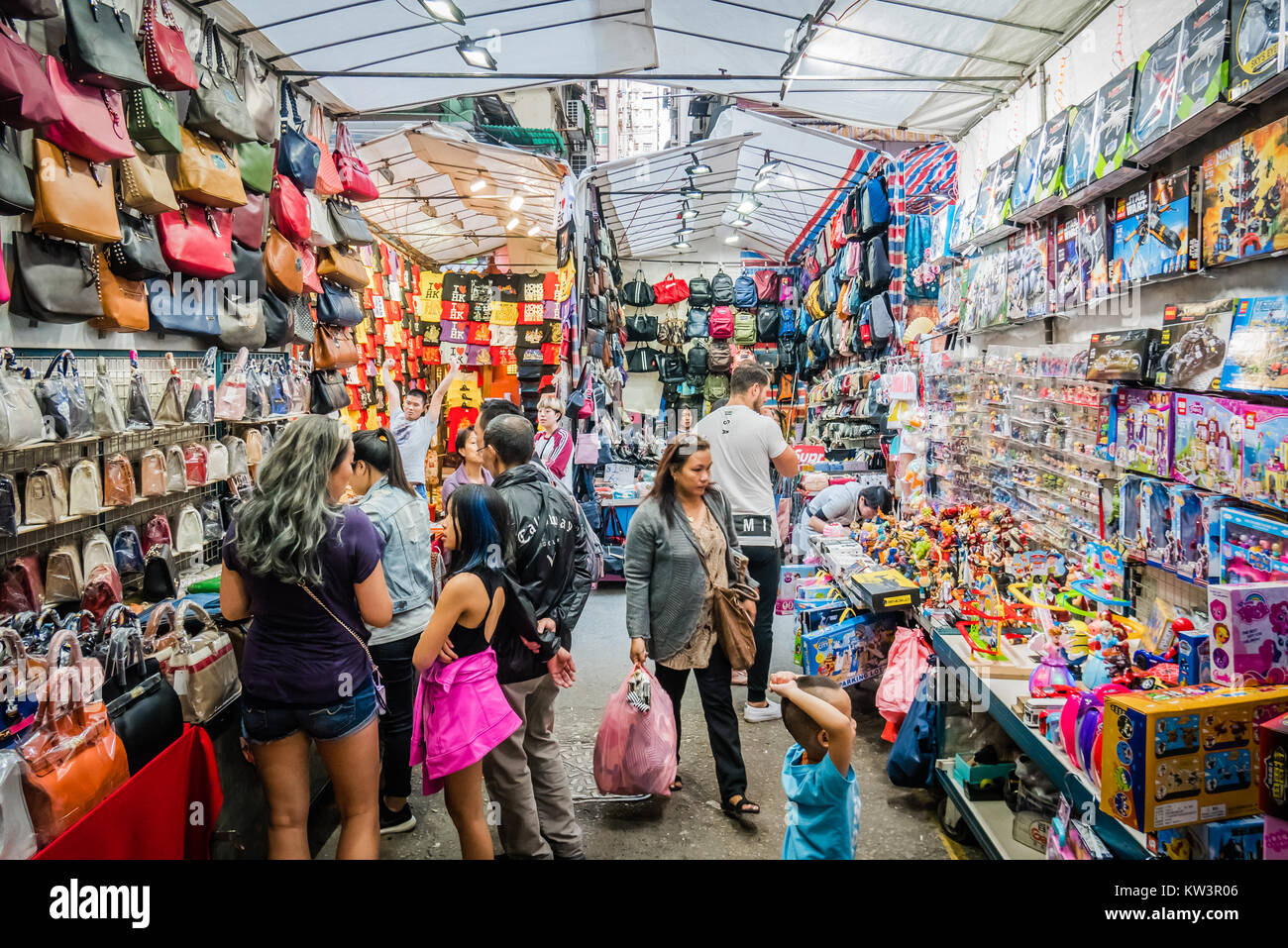 hong kong ladies market Stock Photo - Alamy