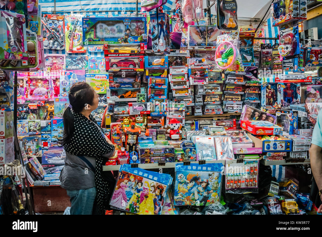 hong kong ladies market Stock Photo - Alamy