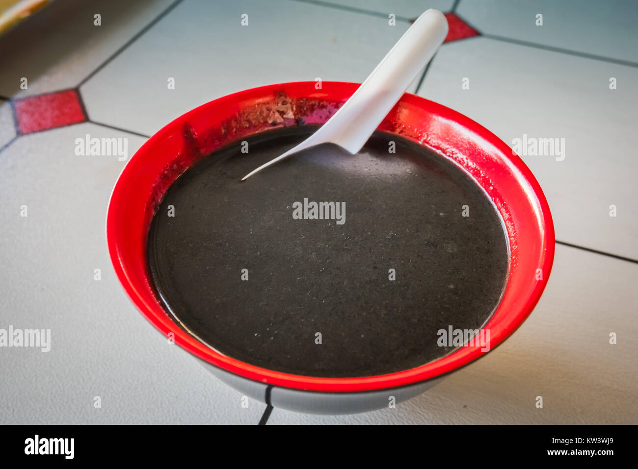 Chinese black hi-res stock photography and images - Alamy