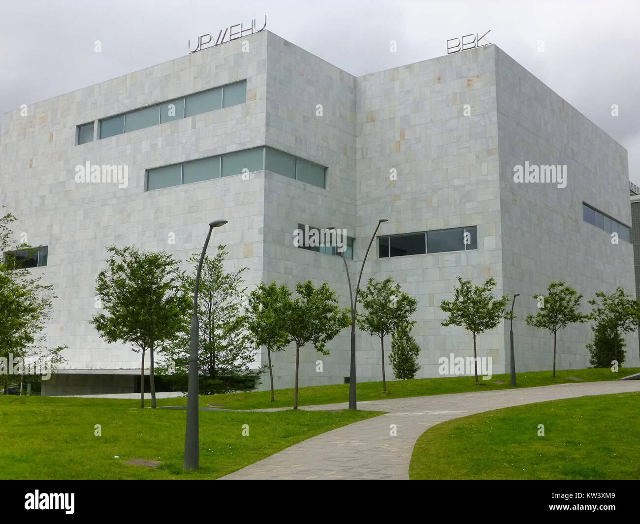 The Paraninfo de la UPV EHU in Bilbao, Spain, is an iconic building ...